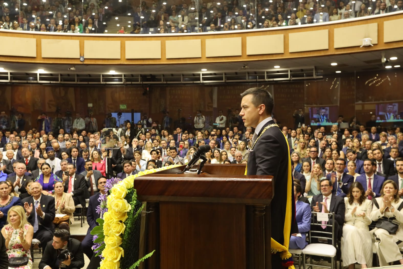 Daniel Noboa Azín asumió oficialmente la Presidencia del Ecuador ...