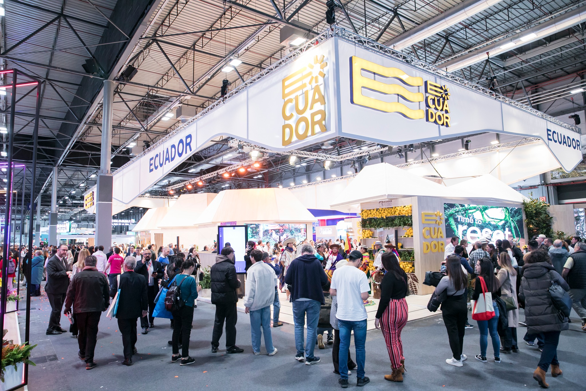 Ecuador gana premio en la "Feria Internacional de Turismo" FITUR 2024 ...